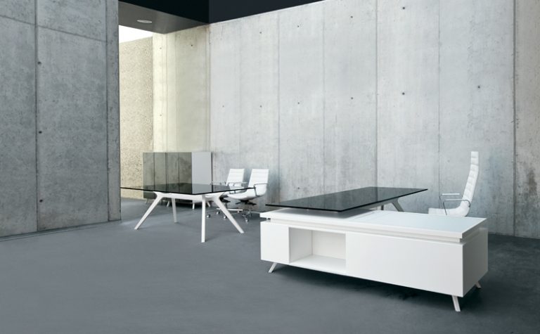 DR, Frezza directiemeubilair | UP kantoorinrichting | Kantoormeubilair